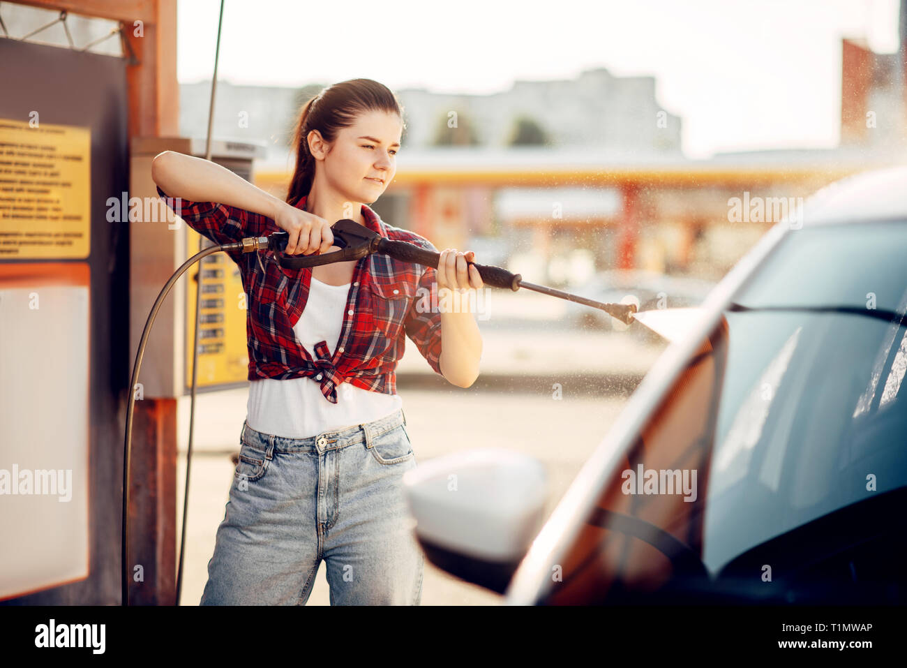 Self soaping hi-res stock photography and images - Alamy