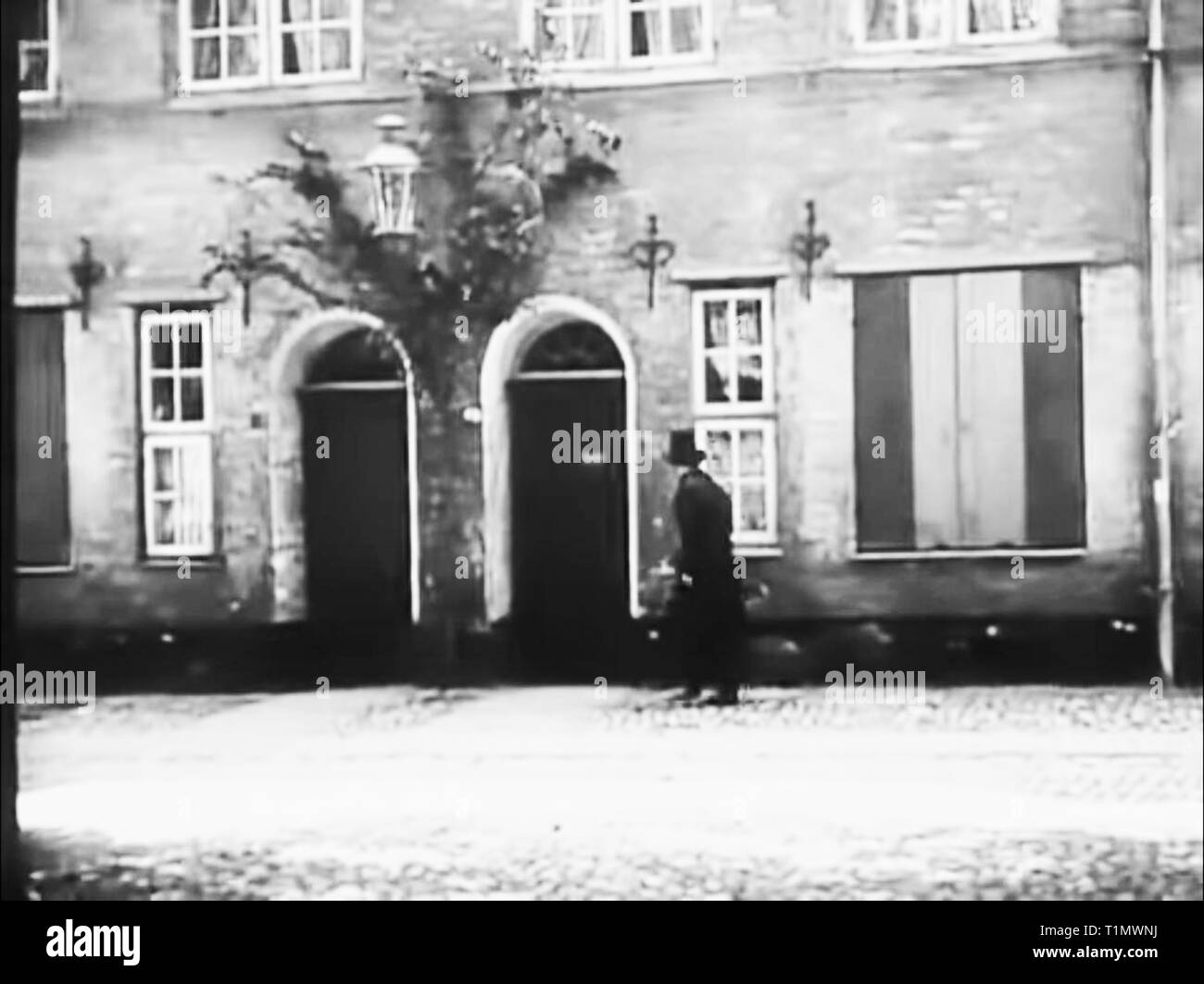 Nosferatu german film 1922 vintage screenshot Stock Photo - Alamy