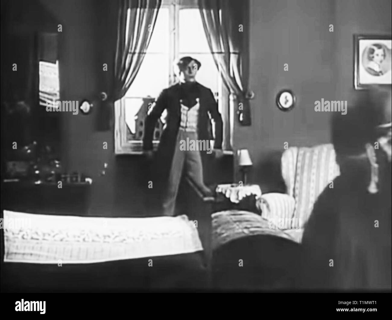 Nosferatu german film 1922 vintage screenshot Stock Photo - Alamy