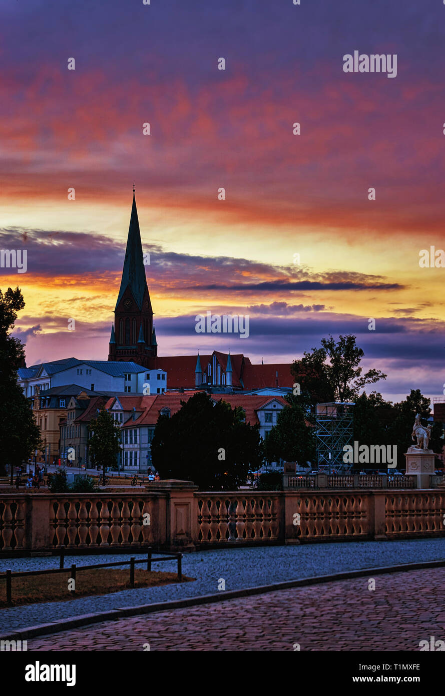 Schwerin dom hi-res stock photography and images - Alamy