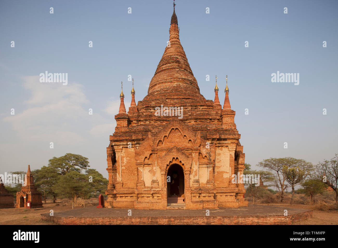 Bagan countryside burma village hi-res stock photography and images - Alamy