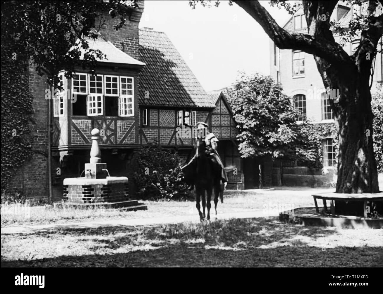 Nosferatu 1922 vintage movie screen Stock Photo - Alamy