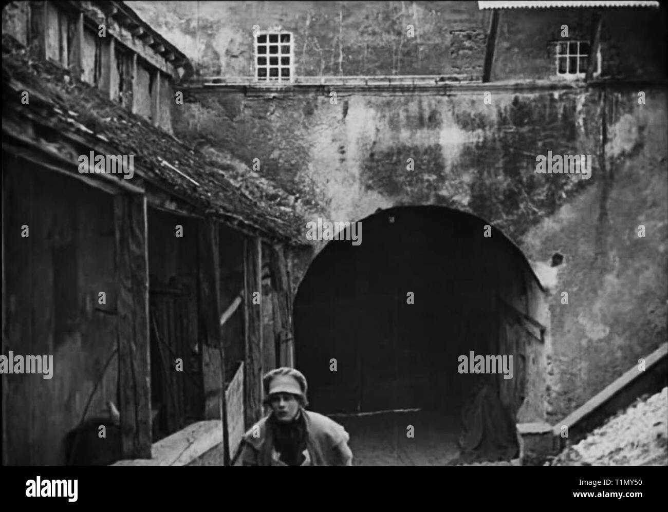 Nosferatu 1922 vintage movie screen Stock Photo - Alamy