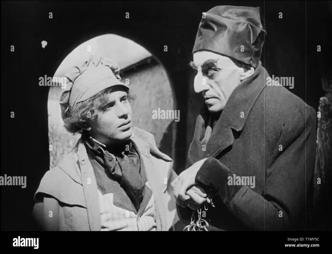 Nosferatu 1922 vintage movie screen Stock Photo - Alamy
