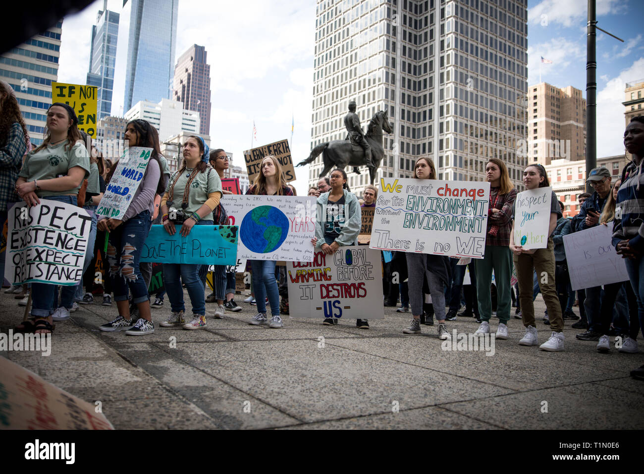 Climate change march 15 2019 usa hi-res stock photography and images ...