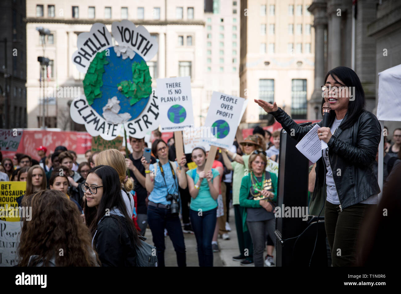 Hundreds of students walk out to hightlight the urgency of the climate ...