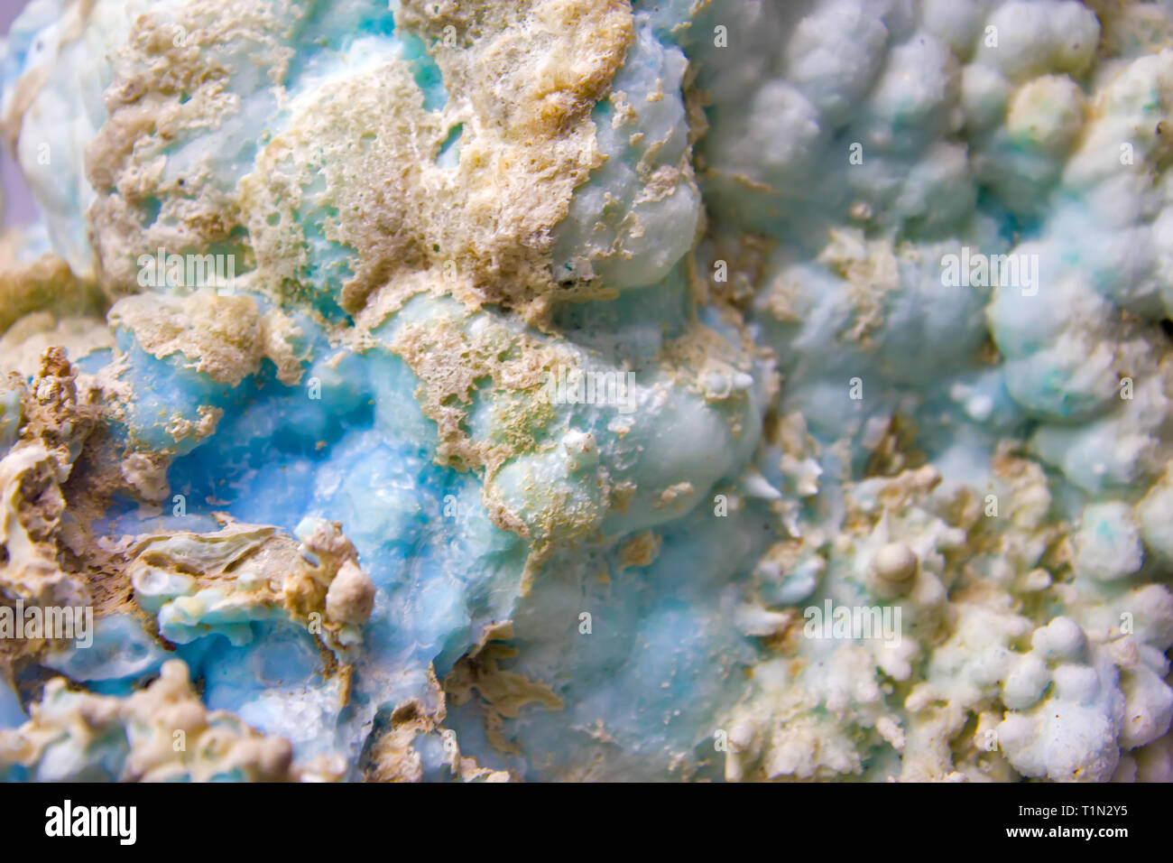 Blue chalcedony hi-res stock photography and images - Alamy