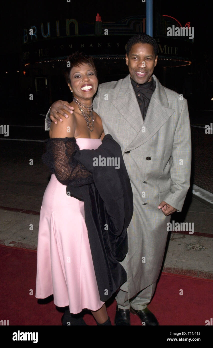 LOS ANGELES, CA. December 14, 1999: Actor Denzel Washington & Wife ...