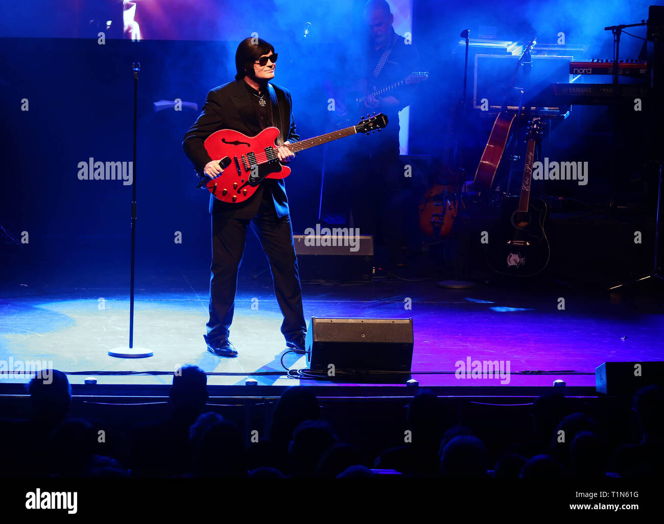 Jerry lee lewis and roy orbison hi-res stock photography and images - Alamy