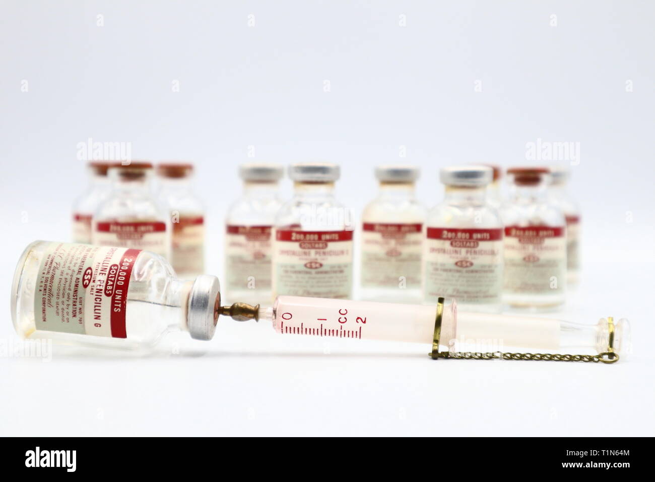 Penicillin g sodium hi-res stock photography and images - Alamy