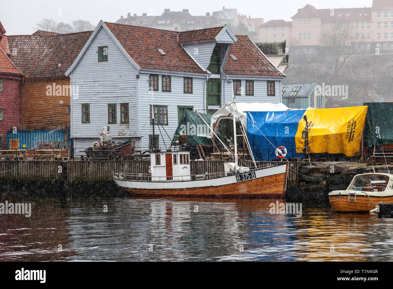 Old traditional norwegian fishing boat hi-res stock photography and ...