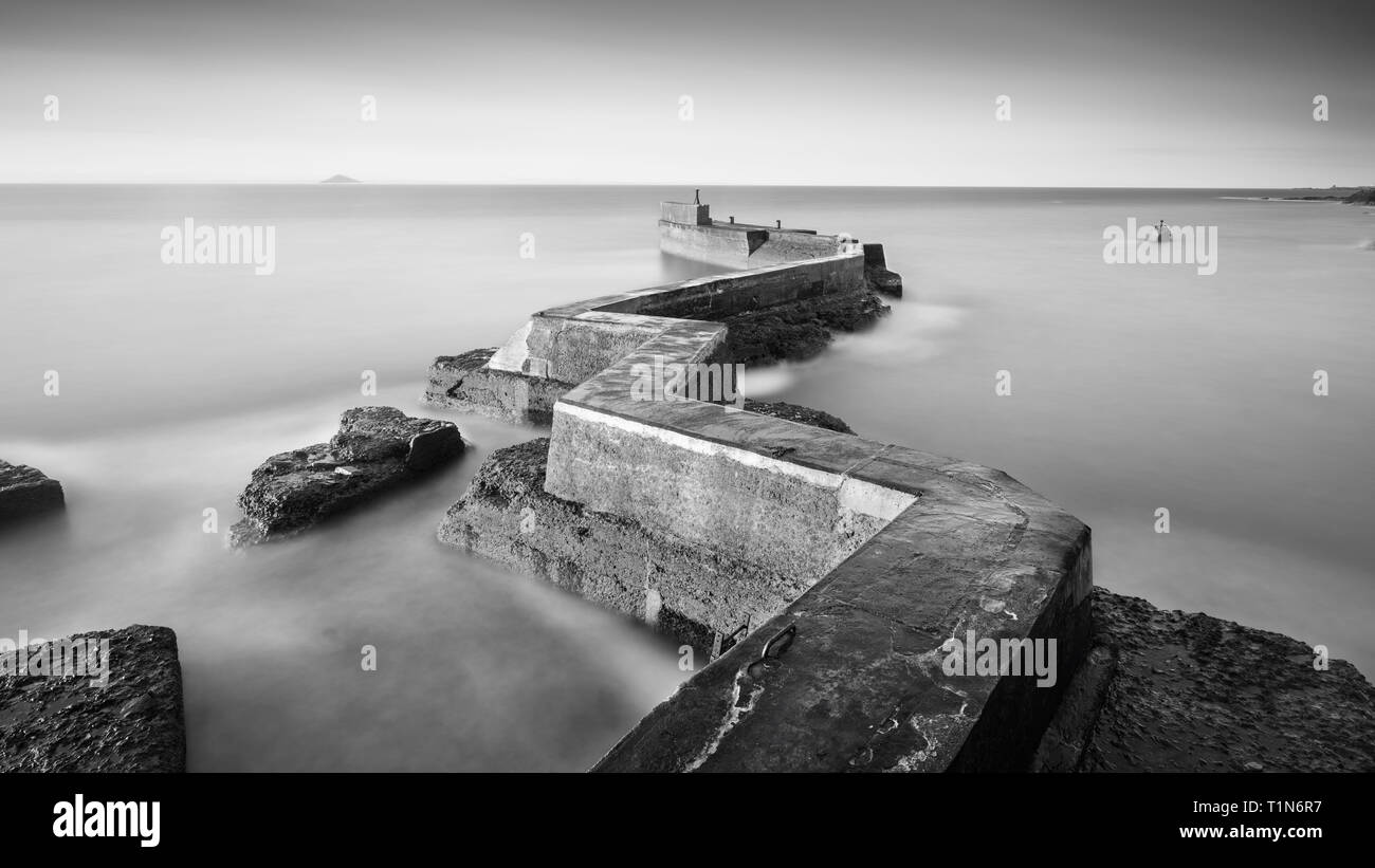 Black and white fife landscape hi-res stock photography and images - Alamy