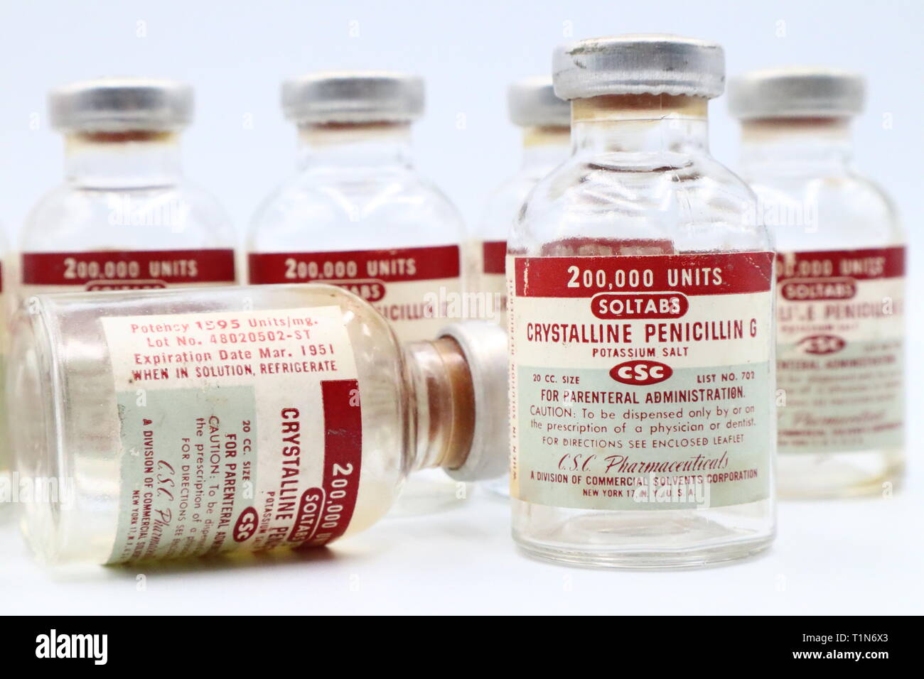 Penicillin Treatment Stock Photos & Penicillin Treatment Stock Images ...