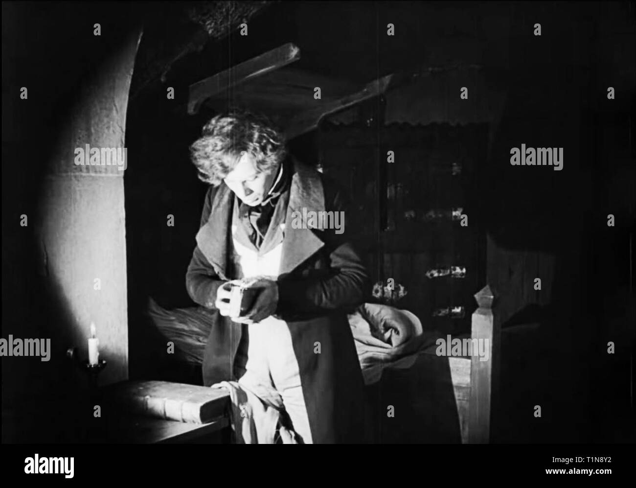 Nosferatu 1922 vintage movie screen Stock Photo - Alamy
