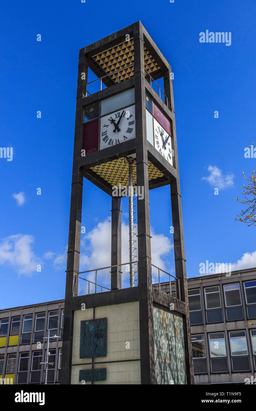Westgate Shopping Centre town clock ,Stevenage Town Centre High Street ...