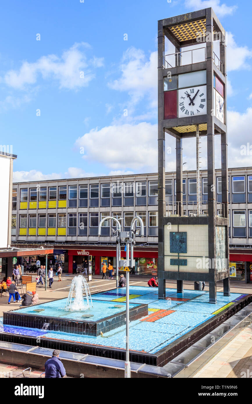 Stevenage Town Centre Shopping Hertfordshire Stock Photos & Stevenage ...