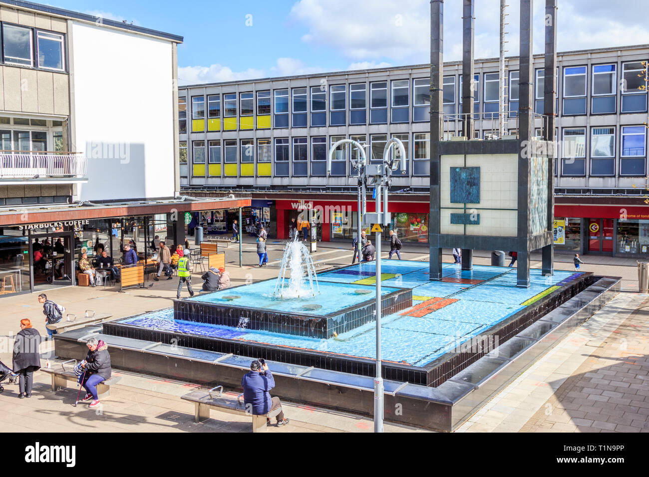 Westgate Shopping Centre town clock ,Stevenage Town Centre High Street ...