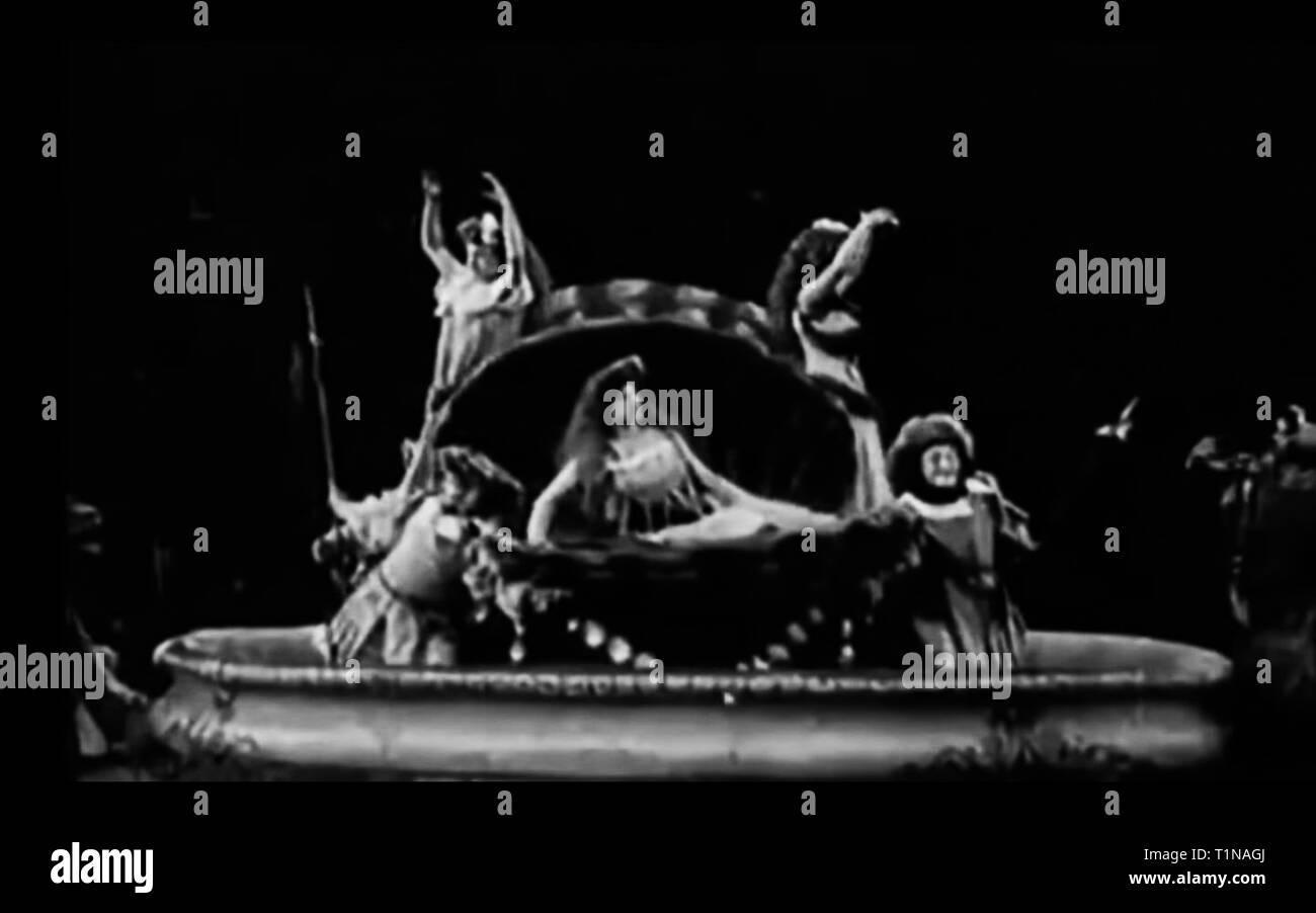 vintage creepy screenshot from a 1900's horror movie Stock Photo - Alamy