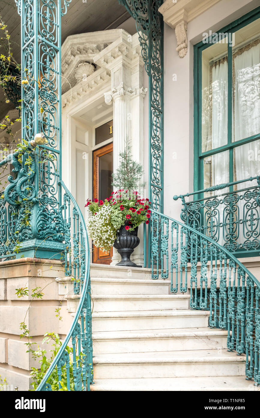 Elegant southern staircase Stock Photo - Alamy