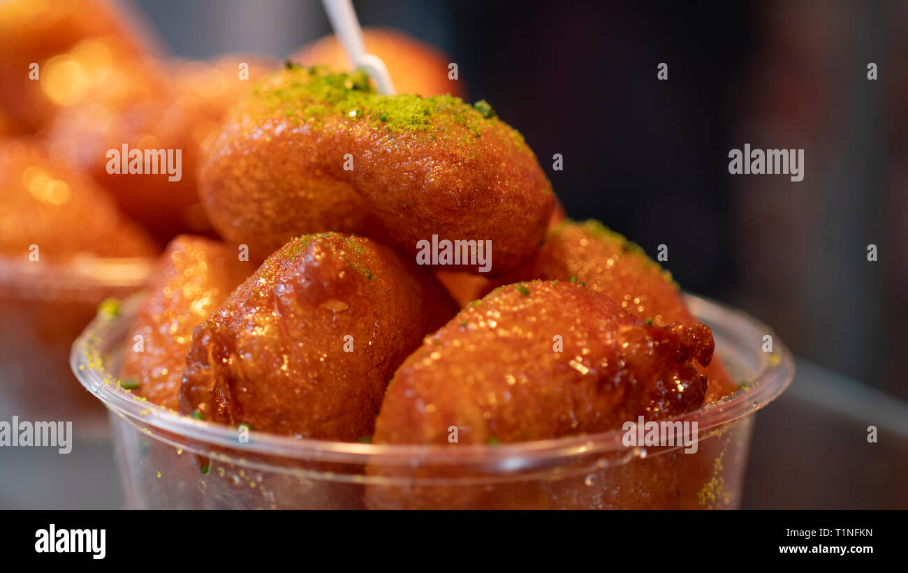 Lokma hi-res stock photography and images - Alamy