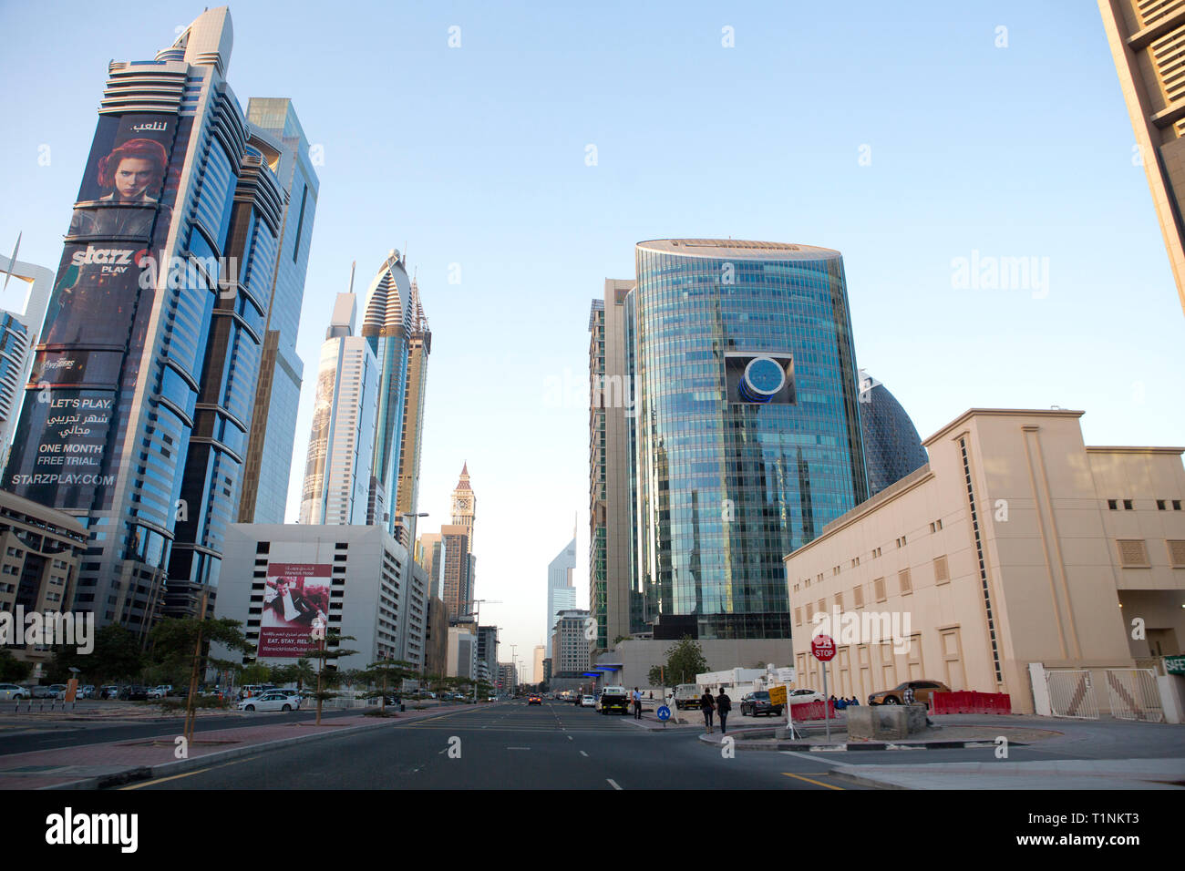 Dubais skyscrapers hi-res stock photography and images - Alamy