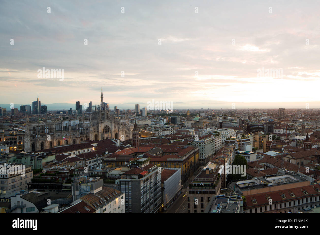 Duomo milan alps hi-res stock photography and images - Alamy