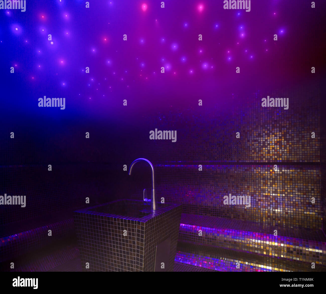 Spa moment hi-res stock photography and images - Alamy