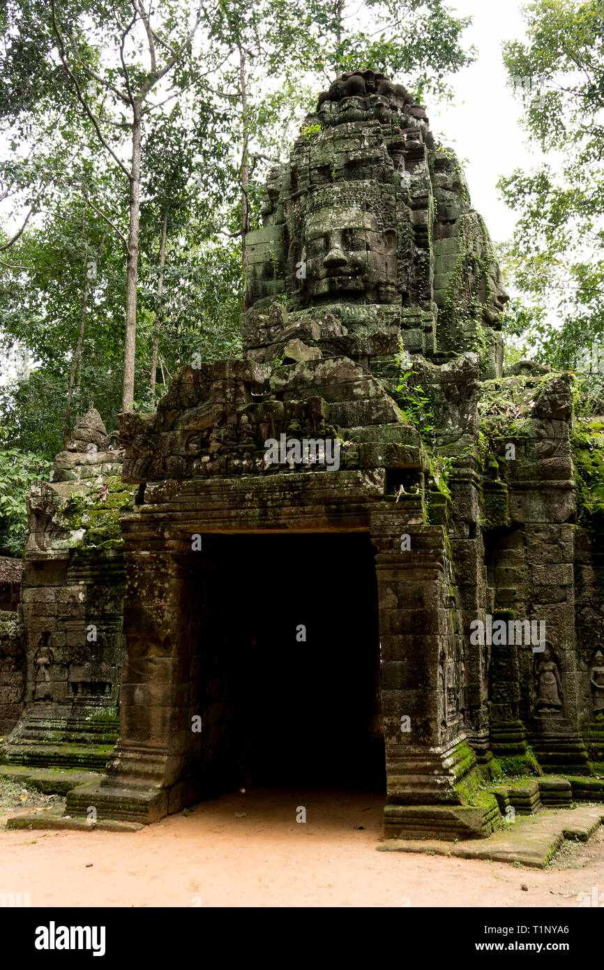 Beautiful entrance of angkor hi-res stock photography and images - Alamy