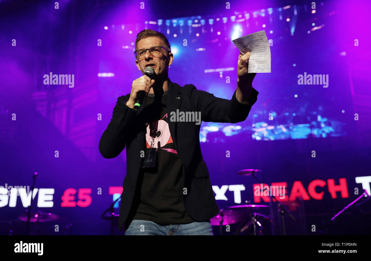 Showbiz bush hi-res stock photography and images - Alamy