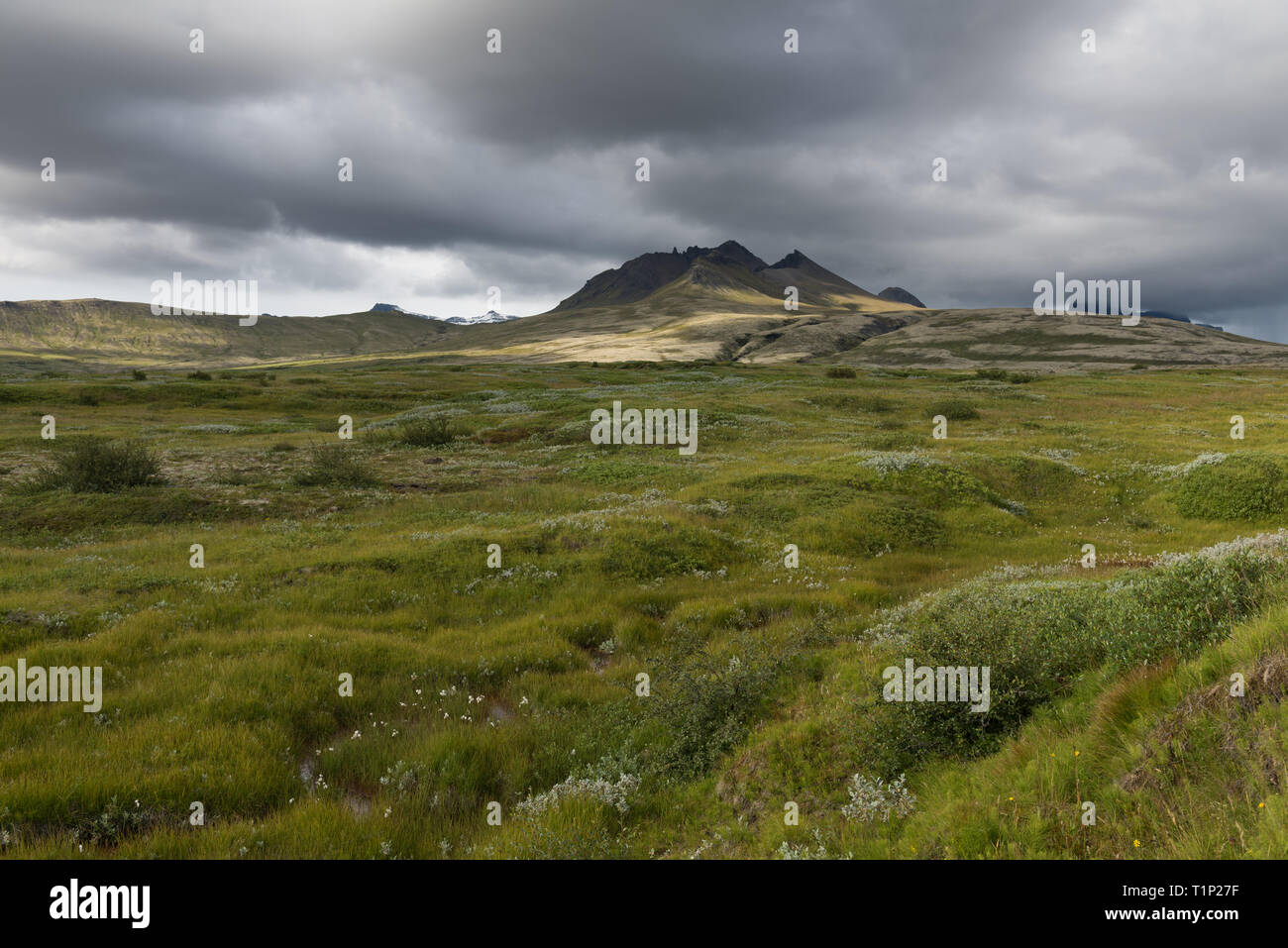 Dramatic Iceland landscape Stock Photo - Alamy
