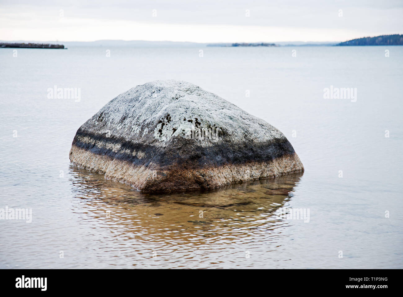 Low water level in a lake hi-res stock photography and images - Alamy