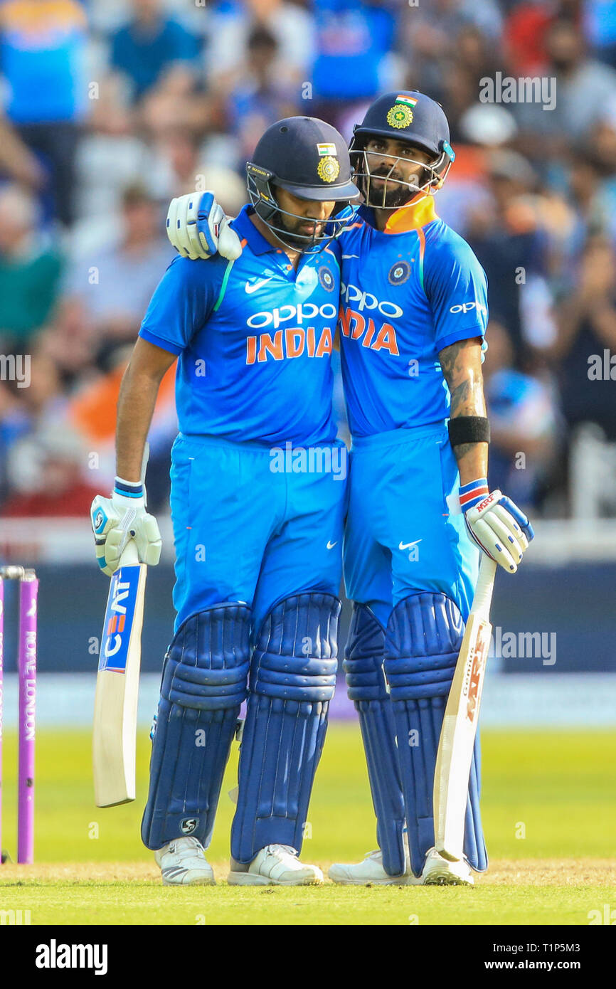 Virat kohli rohit sharma hi-res stock photography and images - Alamy