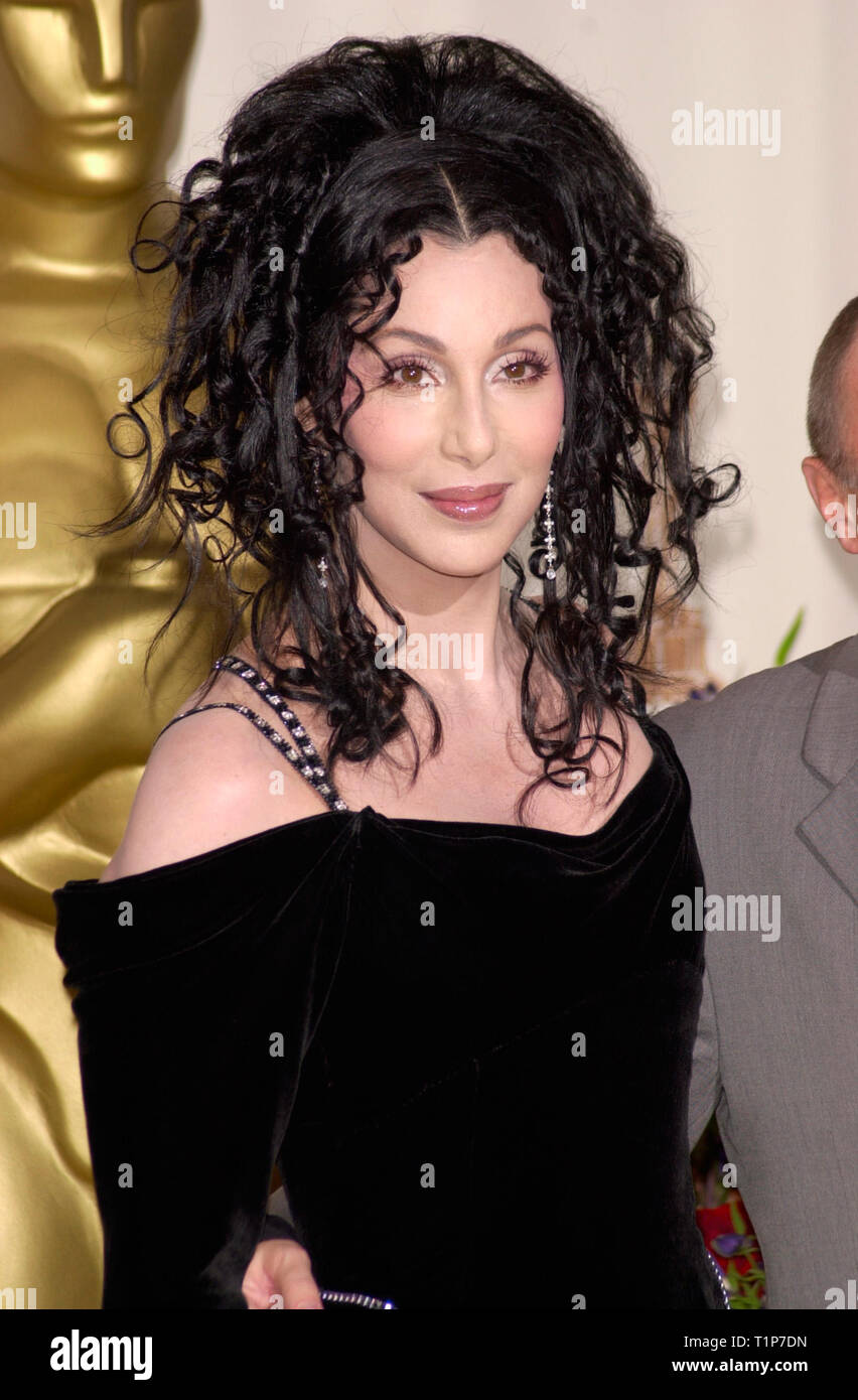 LOS ANGELES, CA. March 26, 2000: Pop star Cher at the 72nd Academy ...