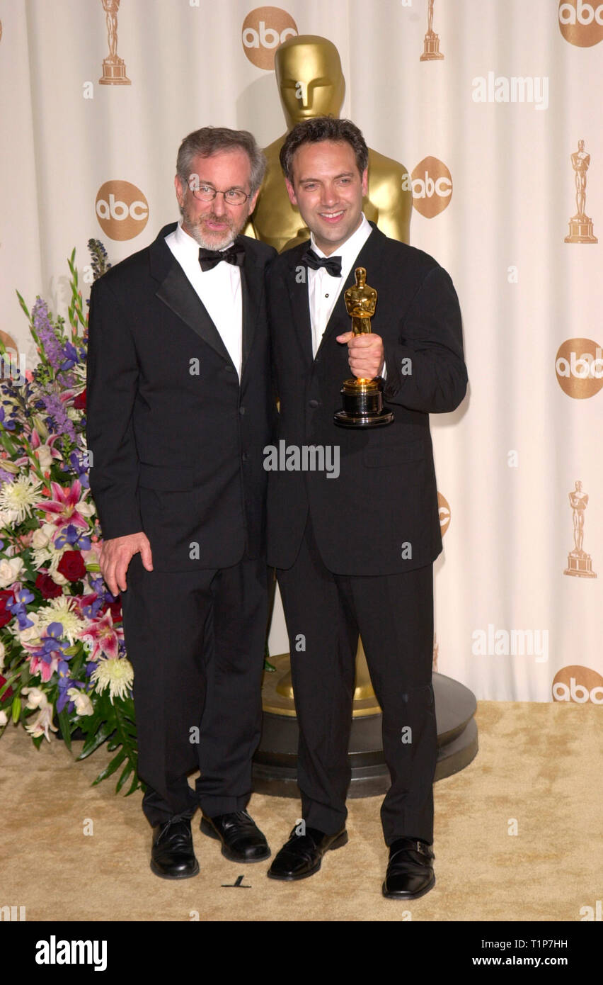 LOS ANGELES, CA. March 26, 2000: "American Beauty" director Sam Mendes ...