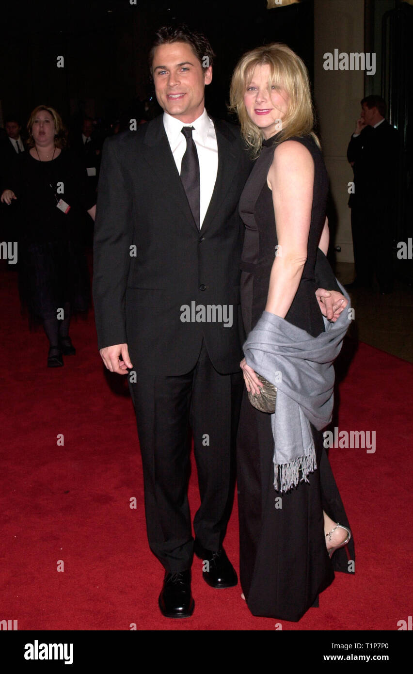 LOS ANGELES, CA. February 17, 2000: Actor Rob Lowe & Wife Sheryl ...
