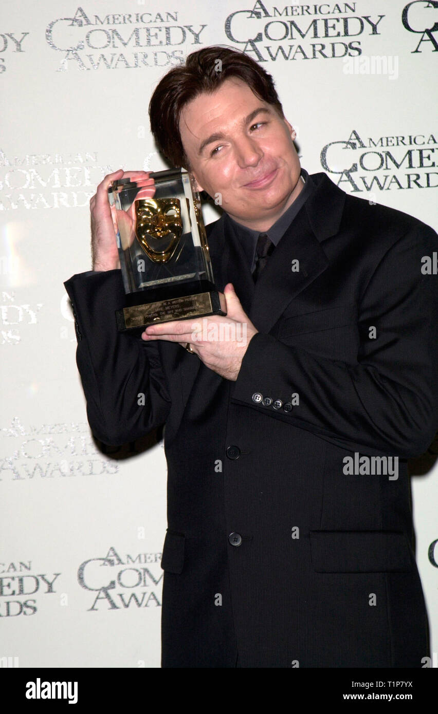 LOS ANGELES, CA. February 06, 2000: Actor Mike Myers at the 14th Annual ...