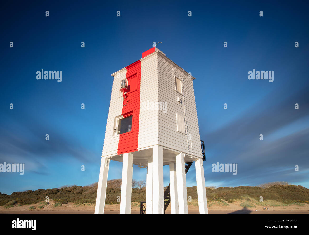 An early morning start in Somerset behind the unusual wooden lighthouse ...