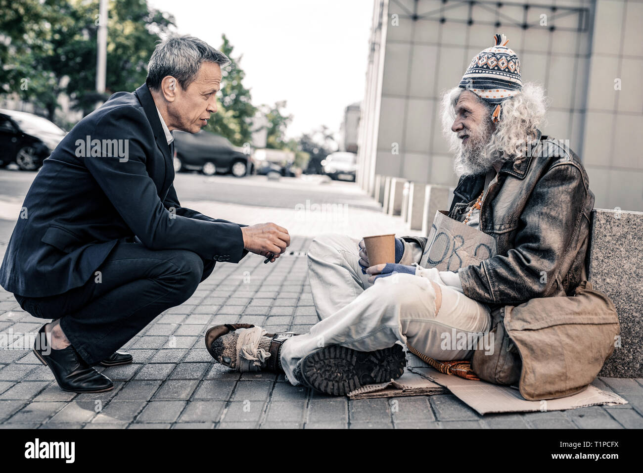 Hairy homeless man hi-res stock photography and images - Alamy