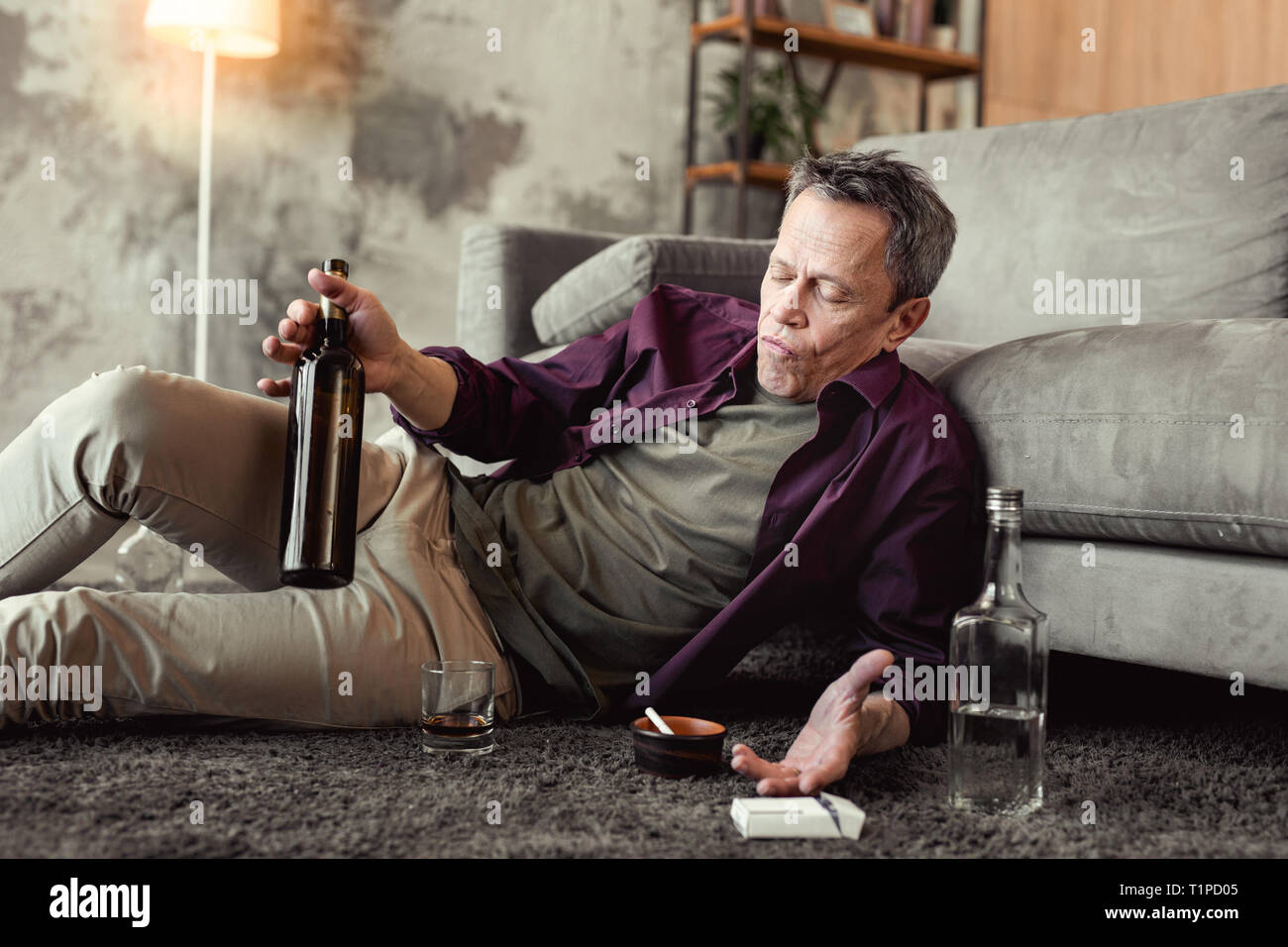 Drunk being sick hi-res stock photography and images - Alamy