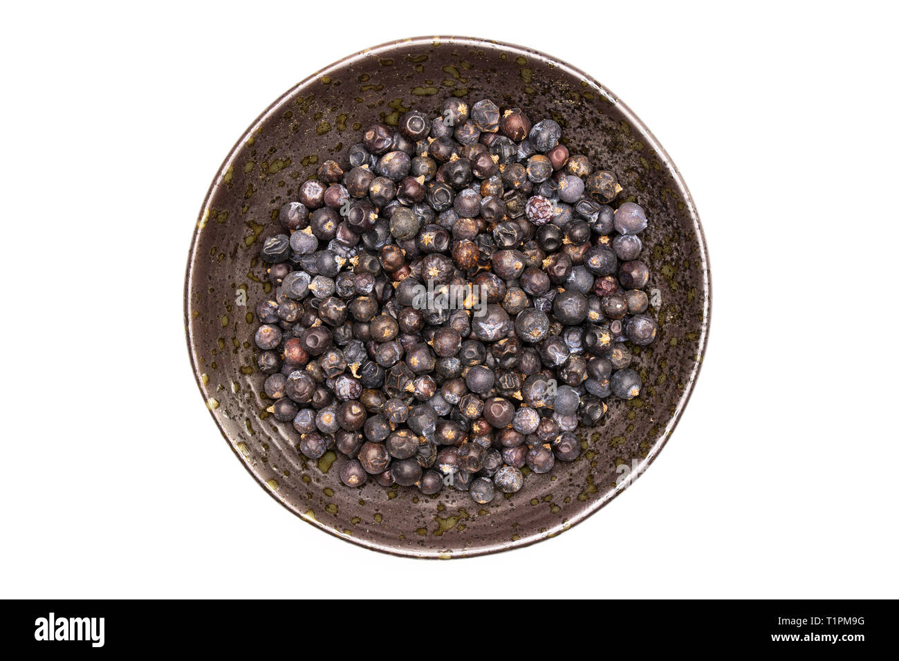 Lot of whole dry juniper berry seed flatlay isolated on white ...