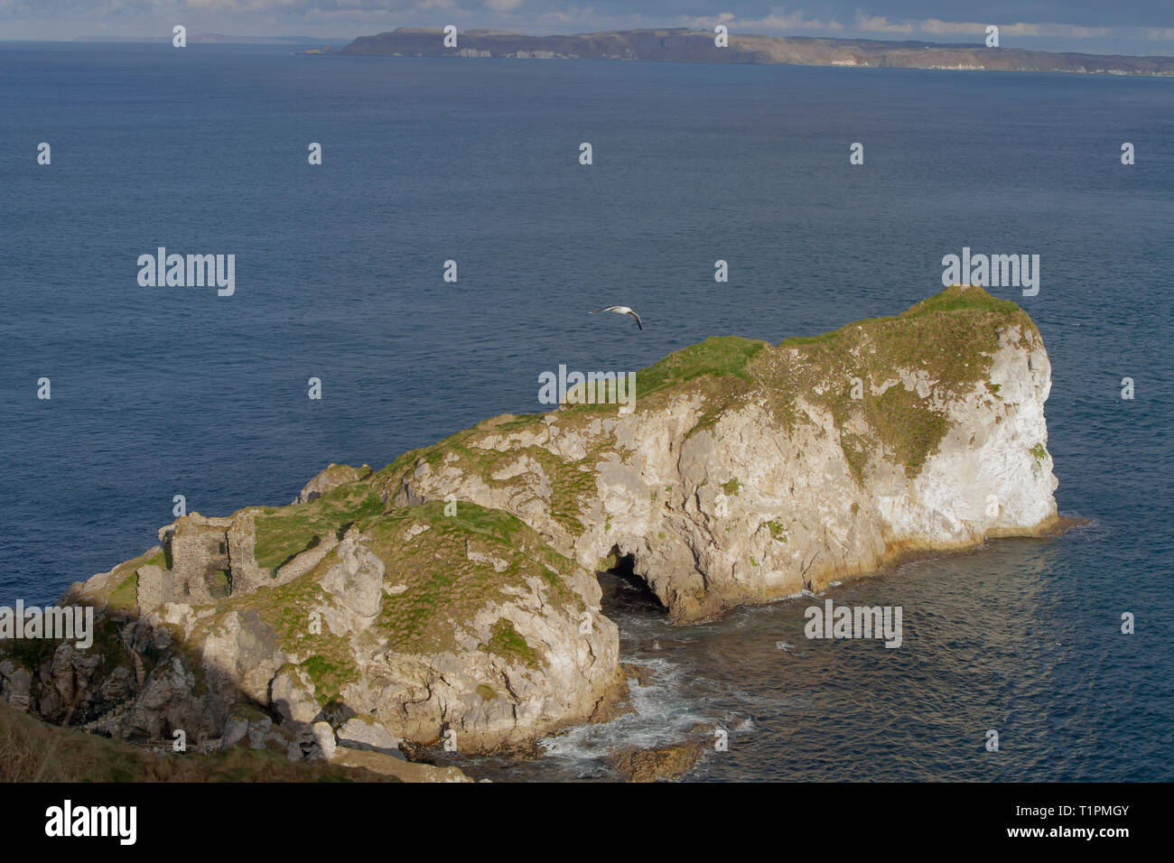Rathlin castle hi-res stock photography and images - Alamy
