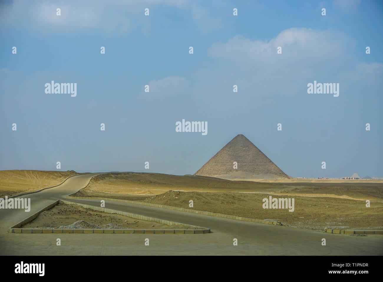 Dahshur, Egypt: View of the Red Pyramid, the third pyramid built by Old ...