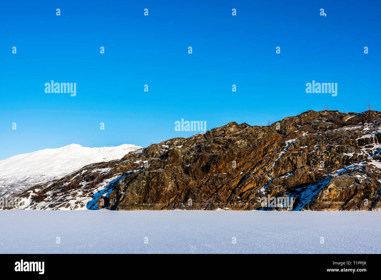 Beautiful alaska landscape view mountains hi-res stock photography and ...