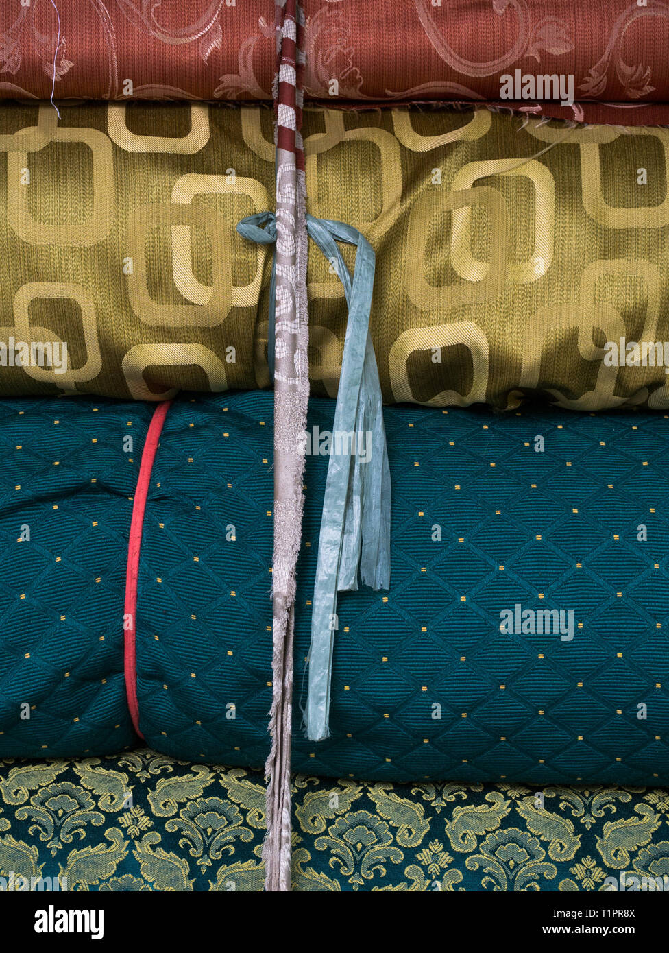 Textile raw material hi-res stock photography and images - Alamy