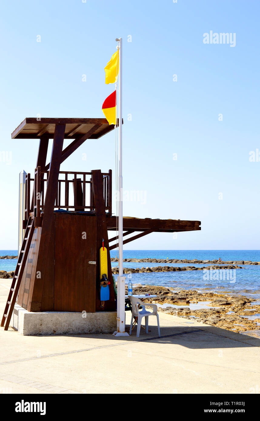 Lifeguard tower on greek beach hi-res stock photography and images - Alamy