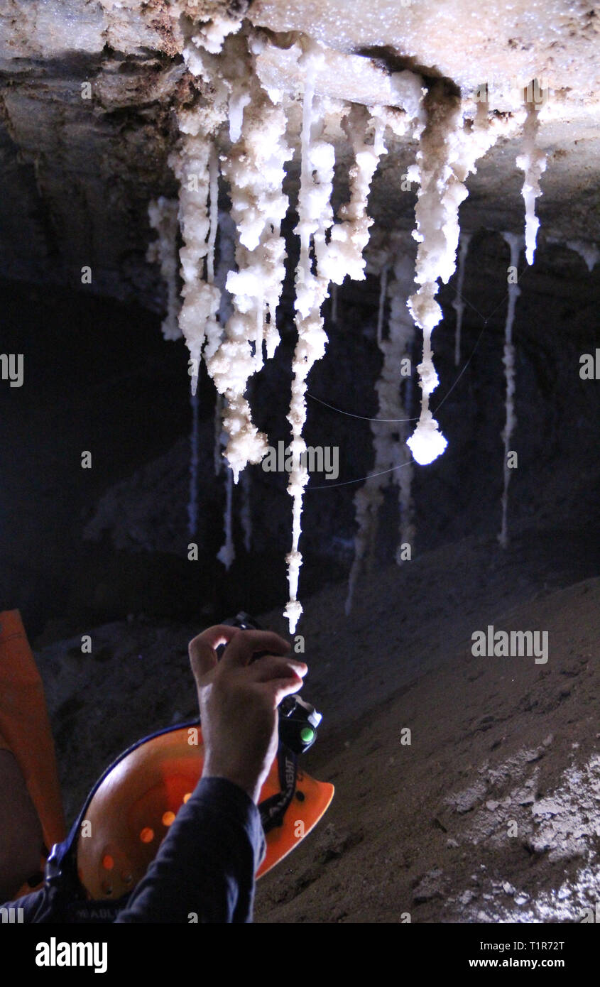 Israel. 27th Mar, 2019. Imposing salt sculptures in the Malcham salt ...