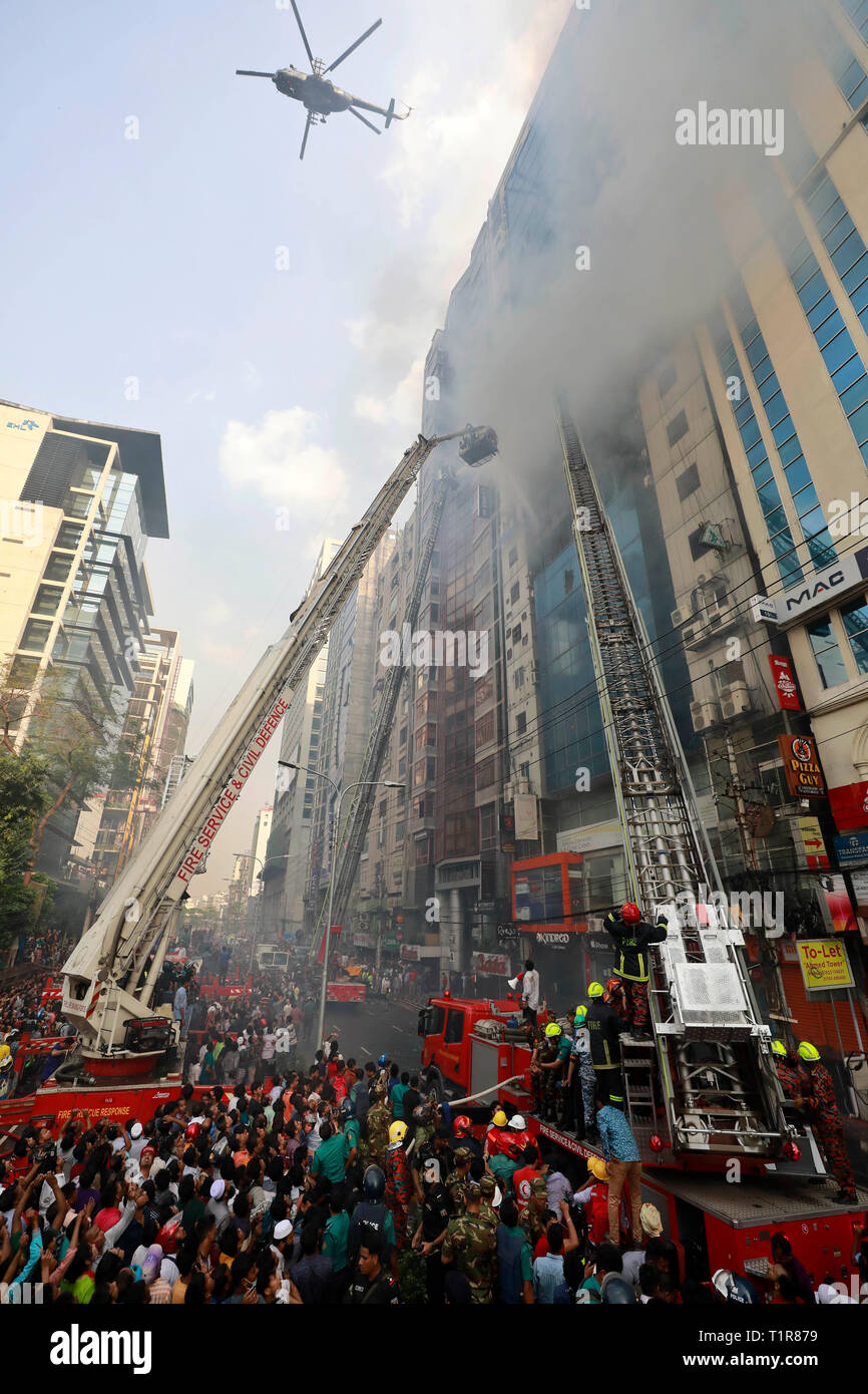 28 people killed hi-res stock photography and images - Alamy