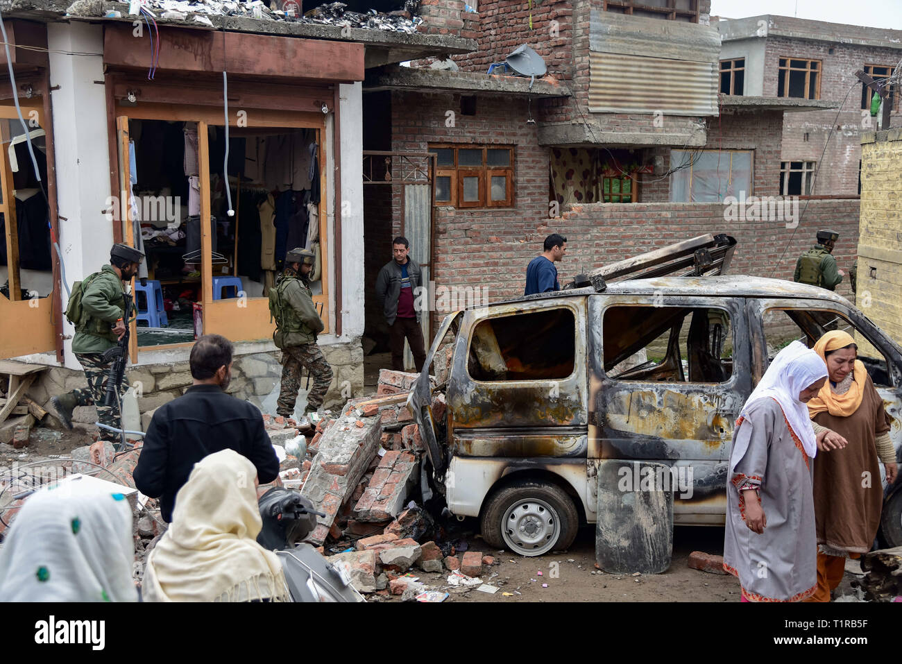 Special reports hi-res stock photography and images - Alamy