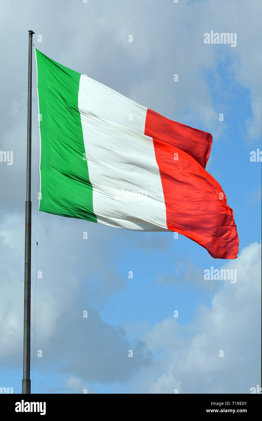Italian national flag Stock Photo - Alamy
