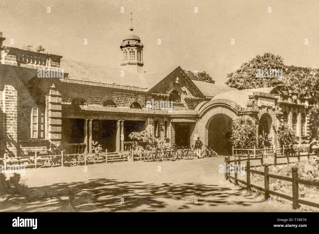 Photo poona hi-res stock photography and images - Alamy